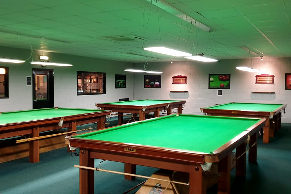 Woodside Snooker Centre Welcomes George Freeman MP - EPSB